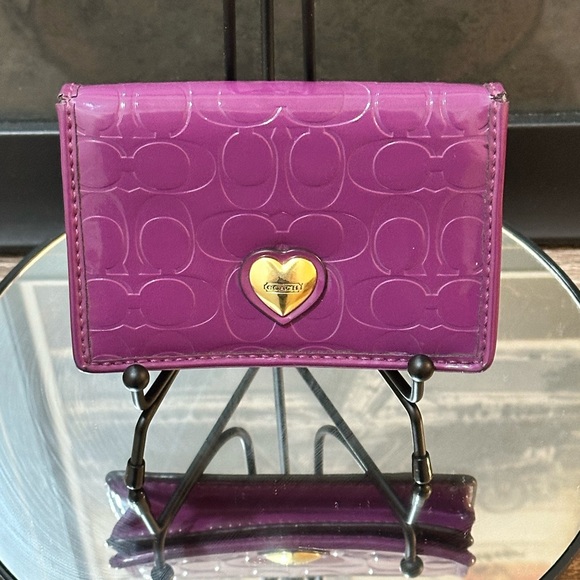 Coach | Bags | Coach Purple Patent Leather Embossed Liquid Gloss Card ...
